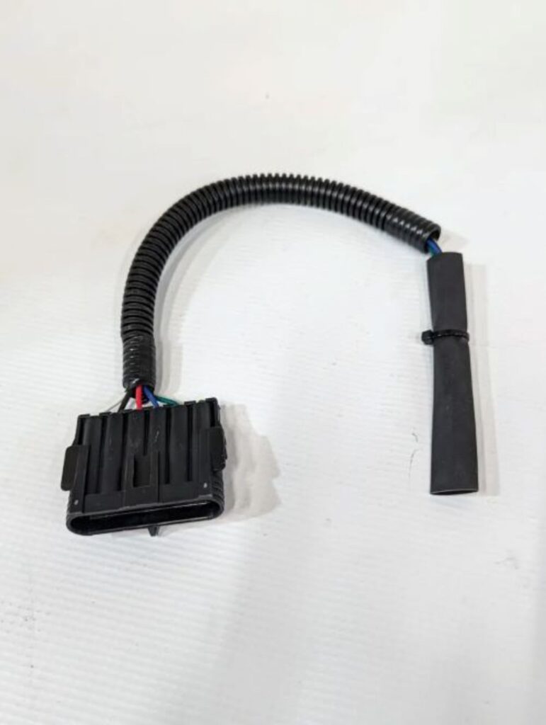 VBS14273 Boss Connector, 6 Pin, Vehicle Side - Double D Services Inc.